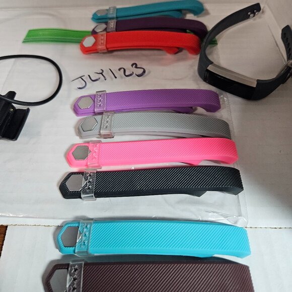 fitbit | Wearables | Fitbit Rechargeable Watch With Various Replacement ...